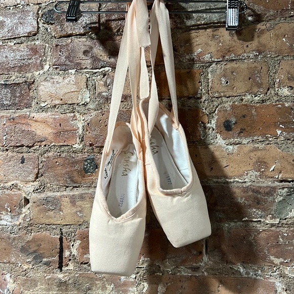 infanta | Shoes | 37 Ballet Point Shoes | Poshmark